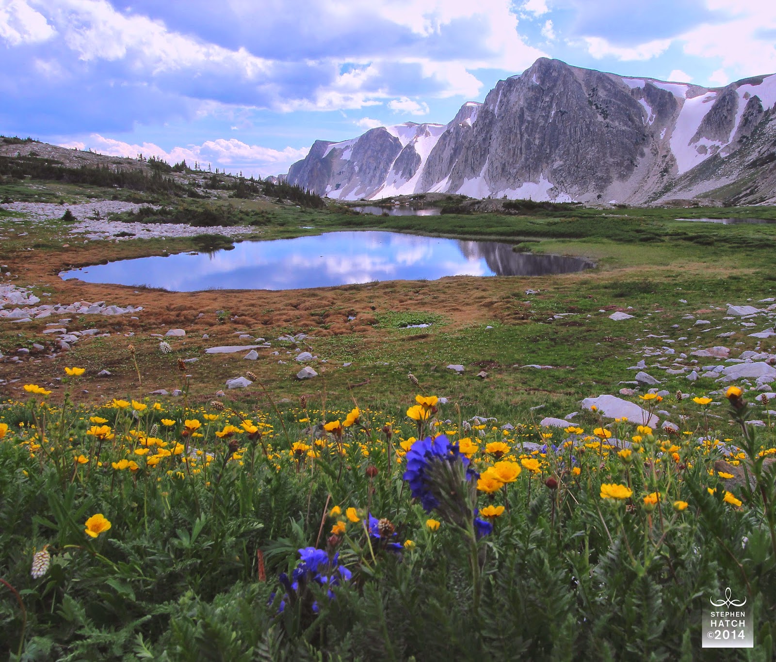 Nature Photo-Quotes: A Bright Lake-Eye
