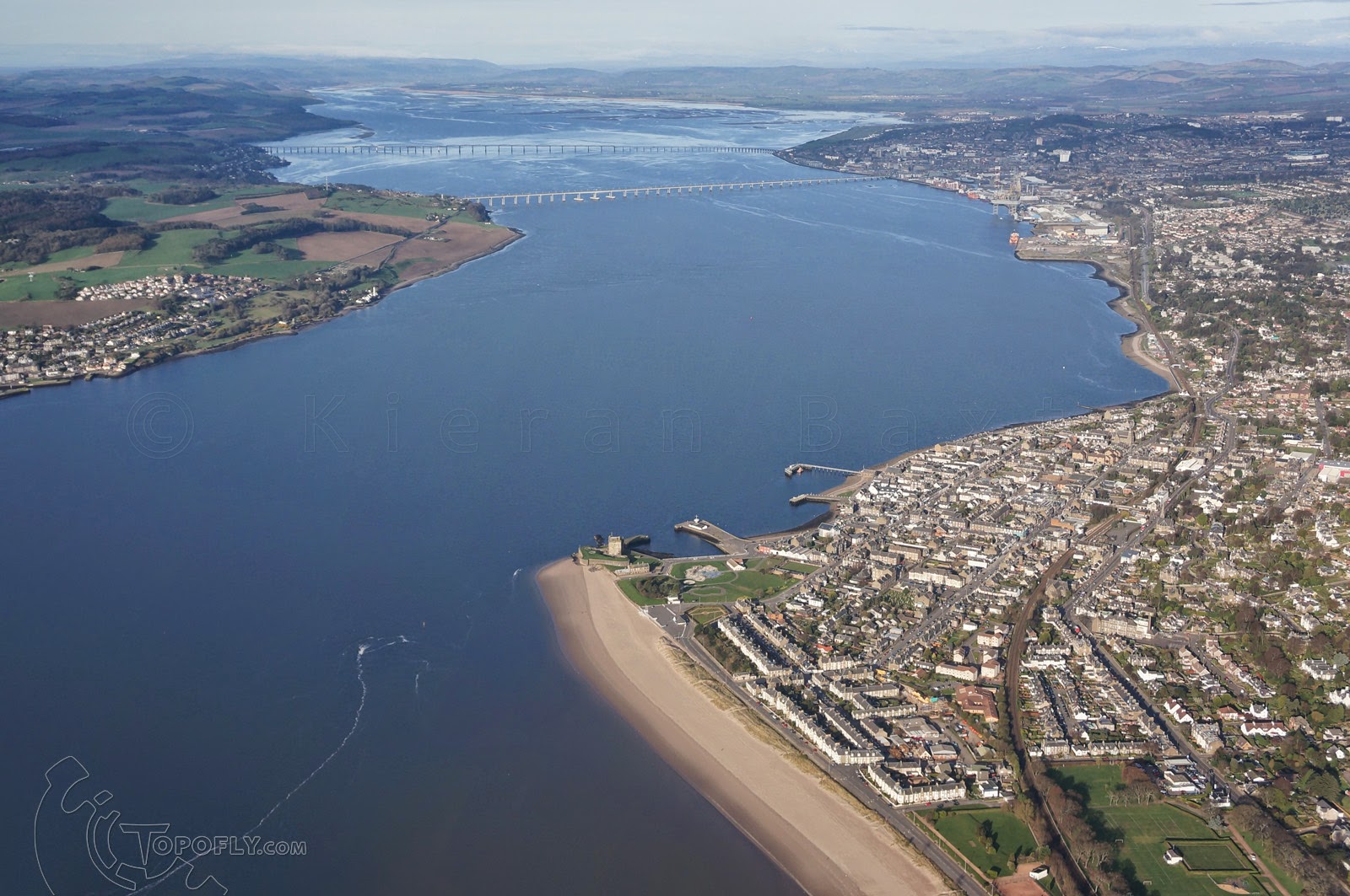 Topofly: Over the Tay: Aerial Photos Above Dundee and Broughty Ferry