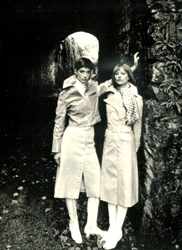 Leona's Make, Do and Mend: Raincoat Revamp!......... Do it like Audrey