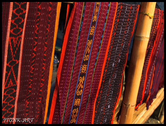 Mackding4RT: Tenun Ikat Traditional Art From Flores Gallery