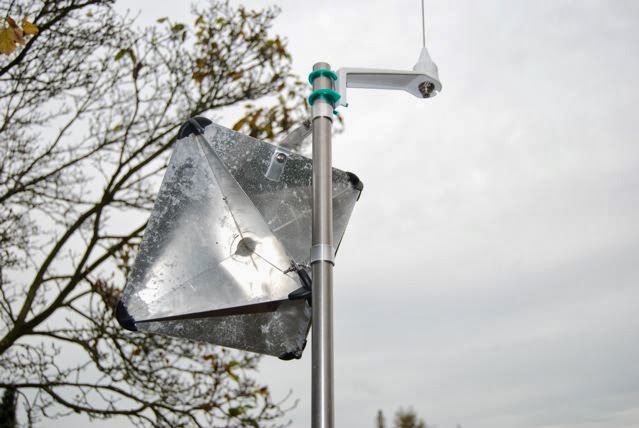 My Friendship 22: Antennemast met radar reflector