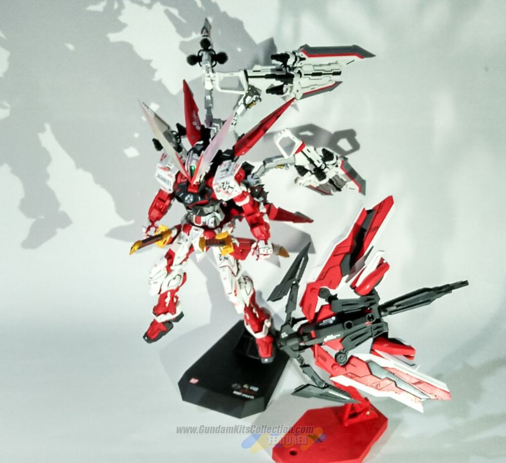 Custom Build: MG 1/100 Ultimate Astray Red Dragon