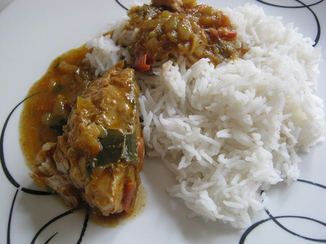 Sri's kitchen: Chepala Pulusu / Fish stew / Fish Pulusu