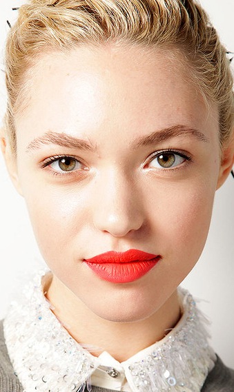 Nunta cu stil: Mireasa cu buze rosii!