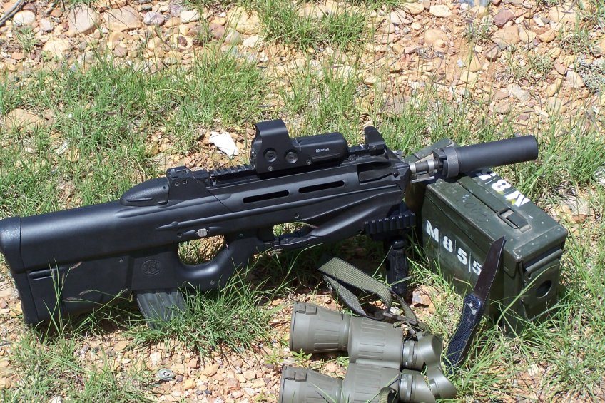 Dunia Militer Etc: FN F2000 Senapan Serbu -Belgia