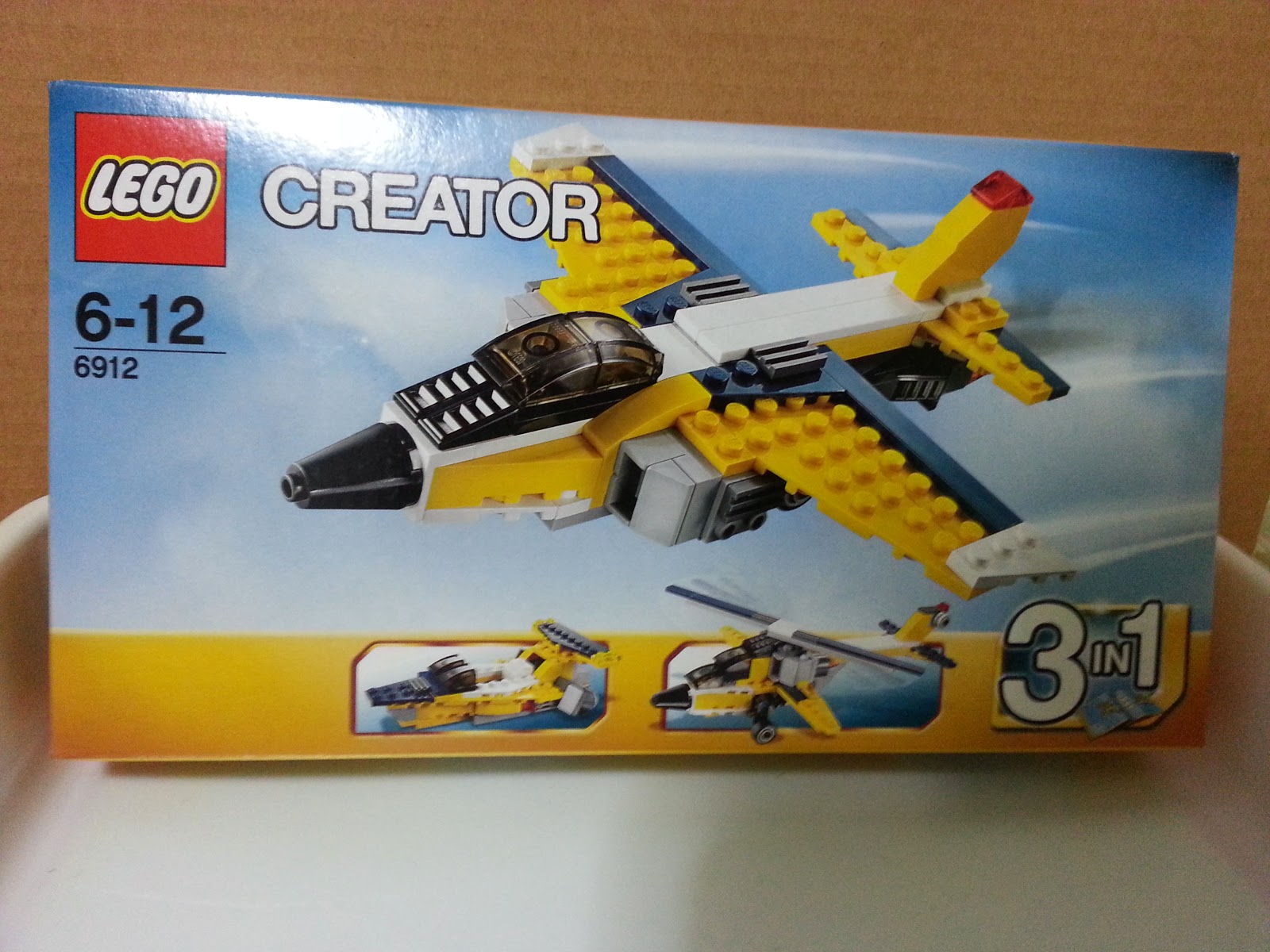 工作と小物のがらくた部屋: LEGO CREATOR 6912 Super Soarer