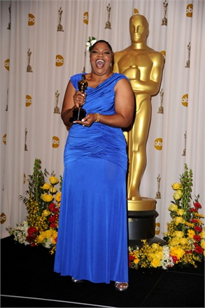 CURVY FASHION EXCHANGE: PLUS SIZE CELEBS MAKING STATEMENTS ON THE RED ...