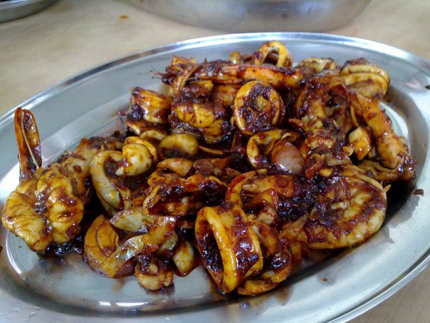 The BEST Assam (tamarind) Fish - Muar, Johor | Becky-Wong