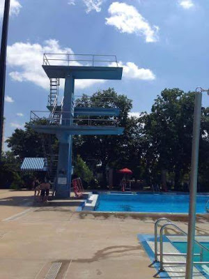 Play St. Louis: Shaw Park Aquatic Center, Clayton