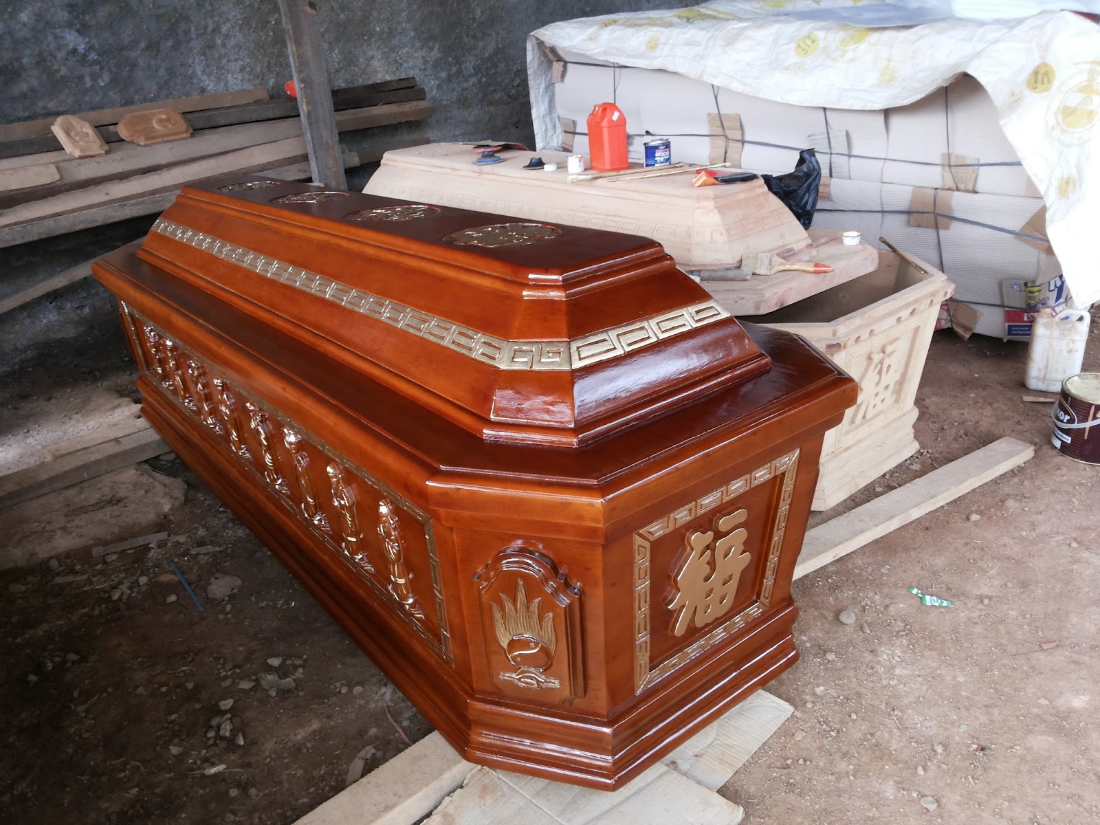 kami jual berbagai macam jenis peti jenazah peti mati dan siupan / terbelo