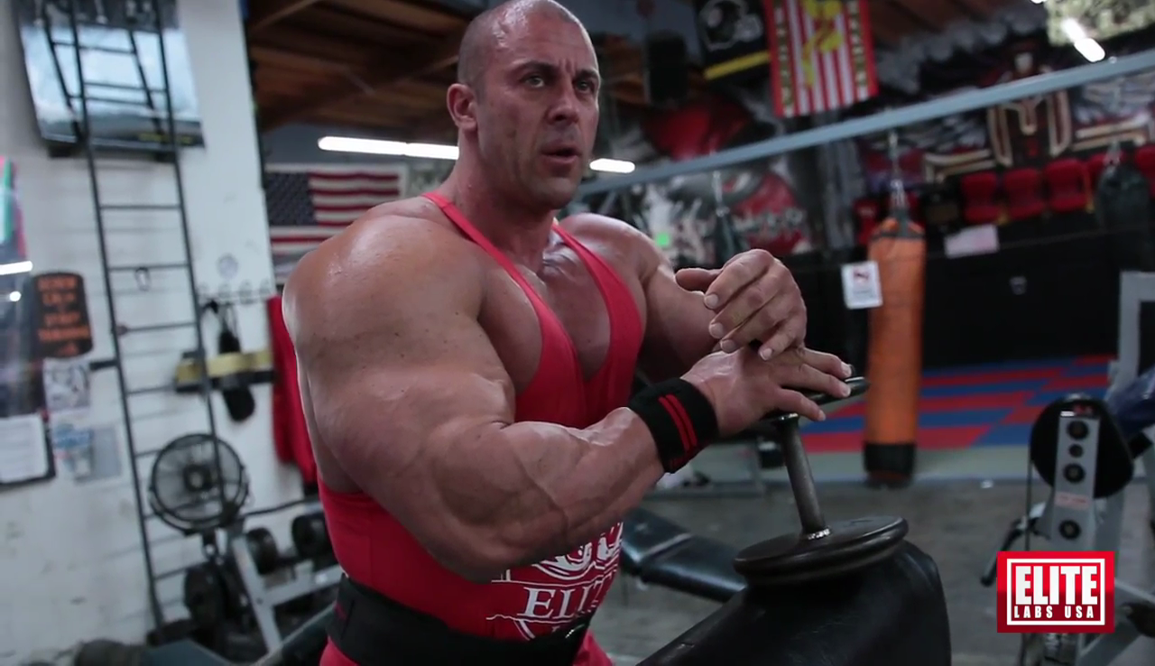 Muscle Lover: Italian mass monster - IFBB Pro bodybuilder Luca Pennazzato
