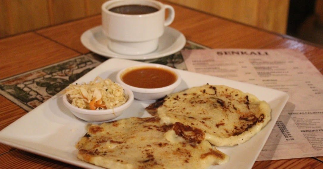 Mochileando en El Salvador: 5 razones para visitar la pupusería Senkali