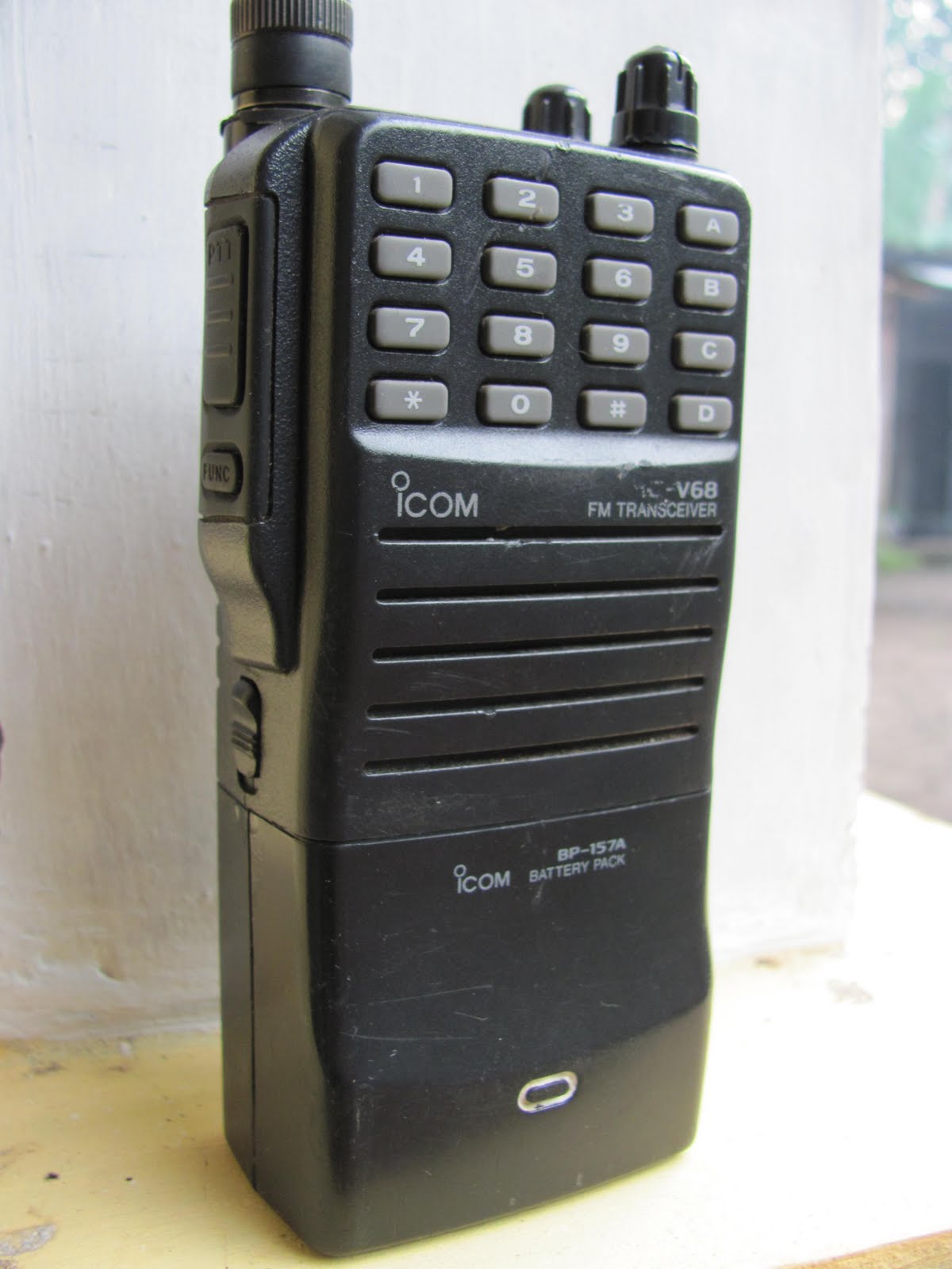 Dagang HT: Jual HT Icom V-68 (SOLD OUT)