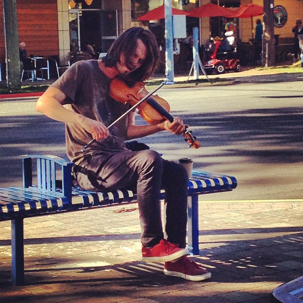 MØPKEMUZIEK: February 2013