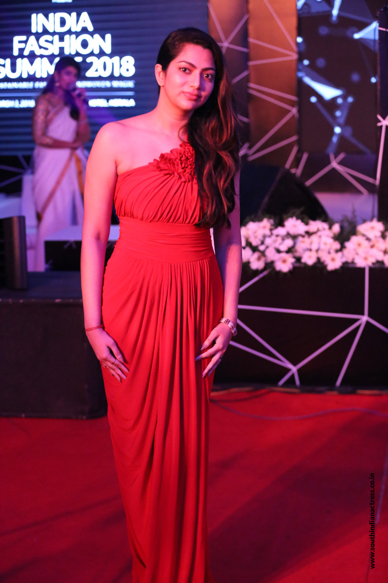 Saara Deva stills at India Fashion Summit 2018 - South Indian Actress