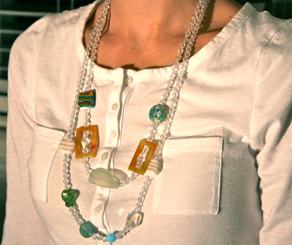 The Color Issue: Colorful DIY Accessory