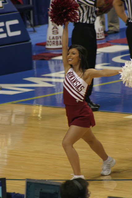 drakesdrumuk: Cute Arkansas Cheerleader