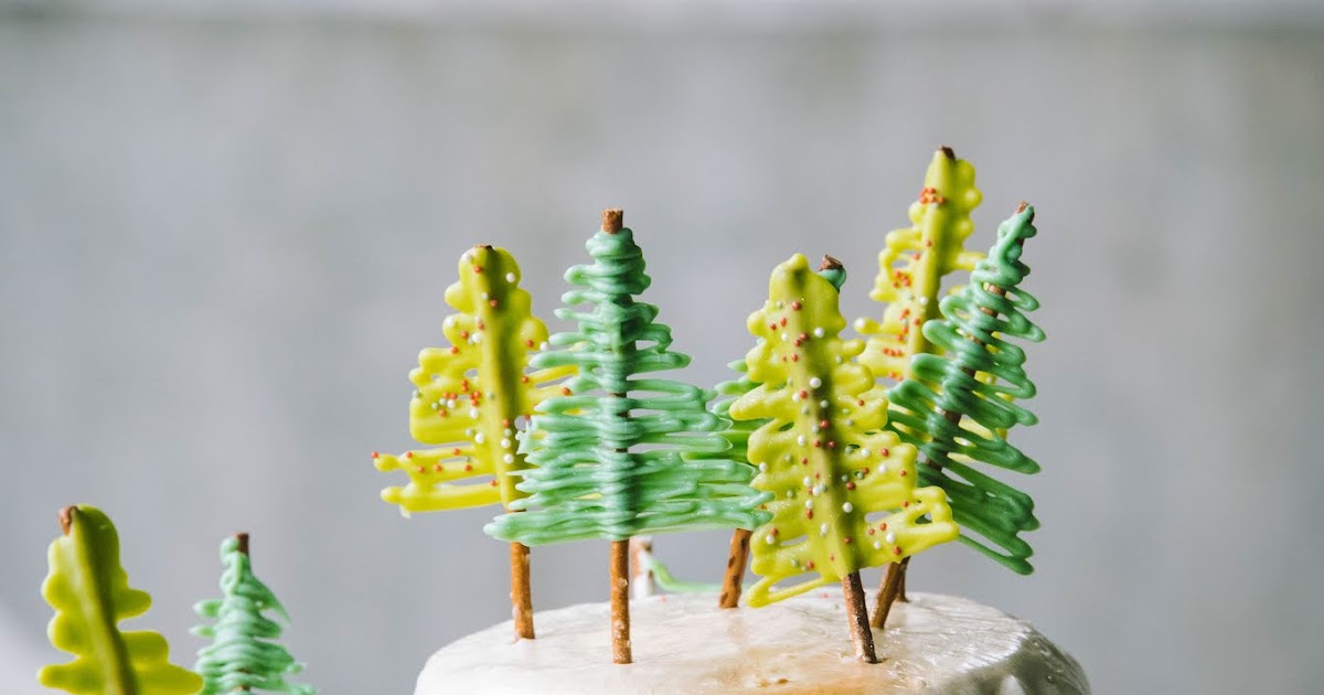 Chocolate Christmas Tree Cake