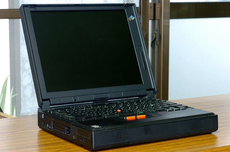 電算機孝行: ThinkPad 380XD を入手しました。