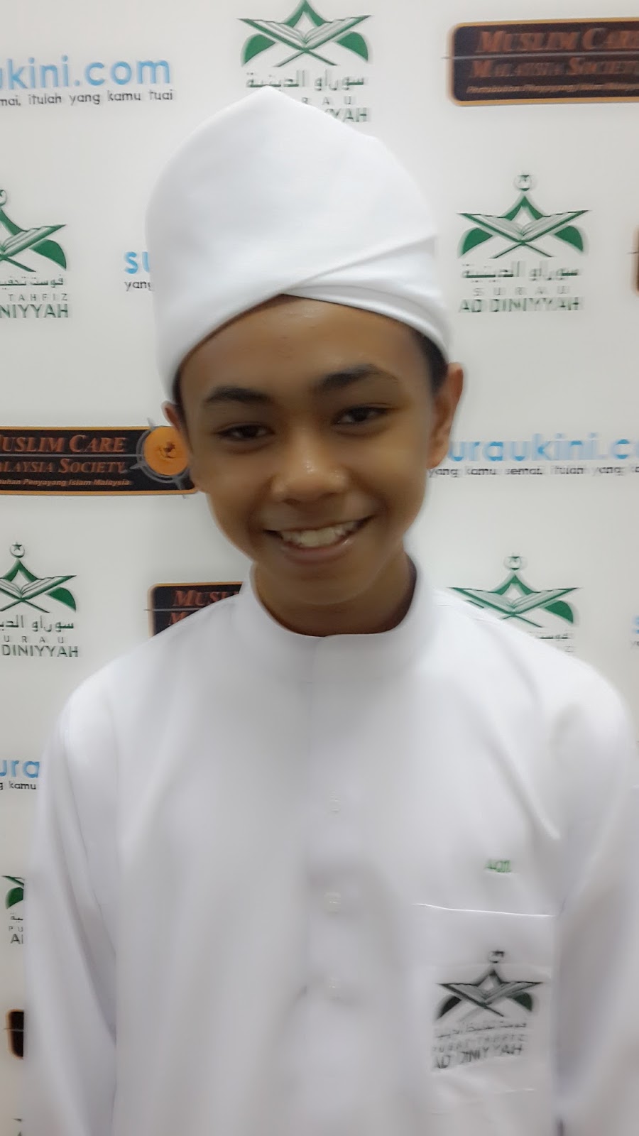 Wajah Al Hafiz Pusat Tahfiz Ad Diniyyah. Tahniah anda kini bergelar Al ...