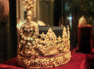 WARISAN RAJA & PERMAISURI MELAYU: Mahkota DYMM Sultan Selangor.