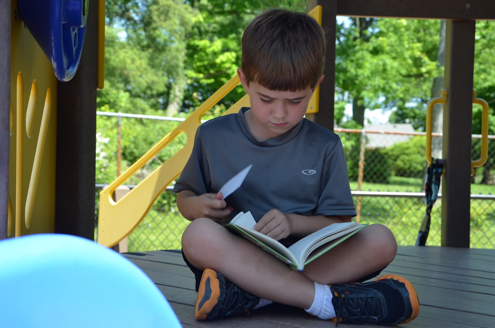 A Place Called Kindergarten: reading during recess