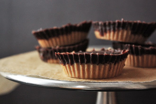 summer harms: DIY Reese's Peanut Butter Cups