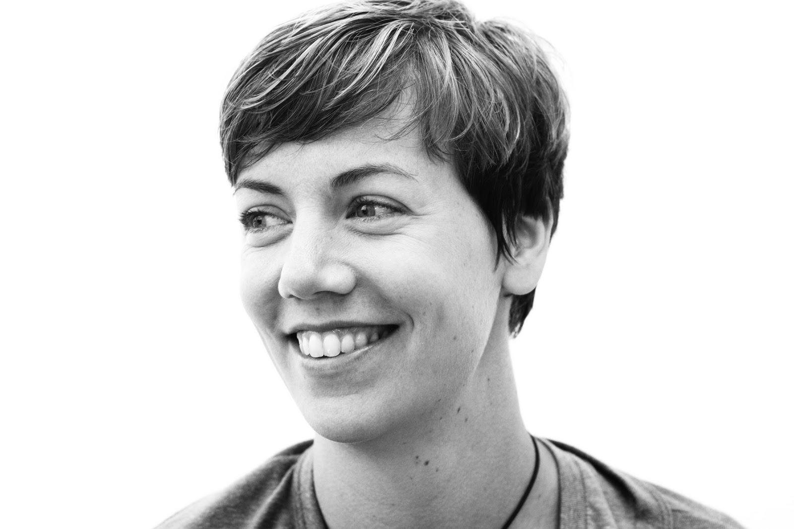 balla: barn brudpar & businesscasuals: Om Anna Grahn.