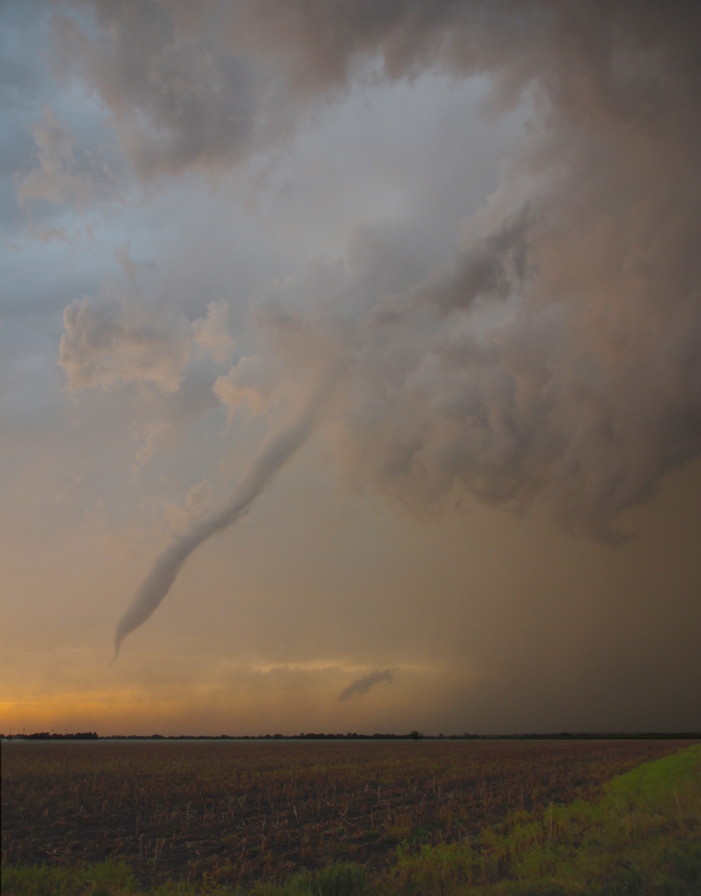 TornadoBlog.org: Storm Retrospective: Kinsley/Rozel Tornadoes, May 18, 2013