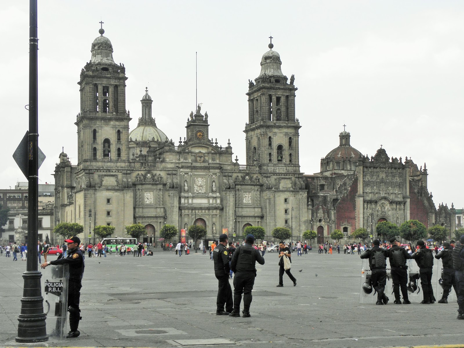 Traveling in photos: CATHEDRAL METROPOLITANA AND CHURCHES IN MEXICO ...