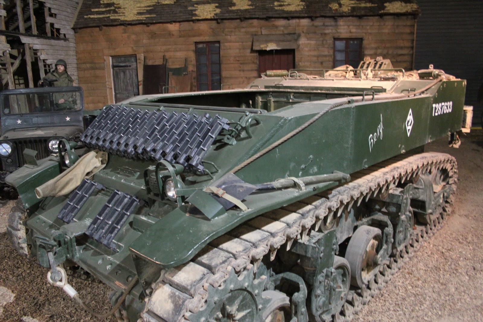 ultravanillasmurf: M5 Combat Vehicle Stuart Gun Tractor (Stuart VI)
