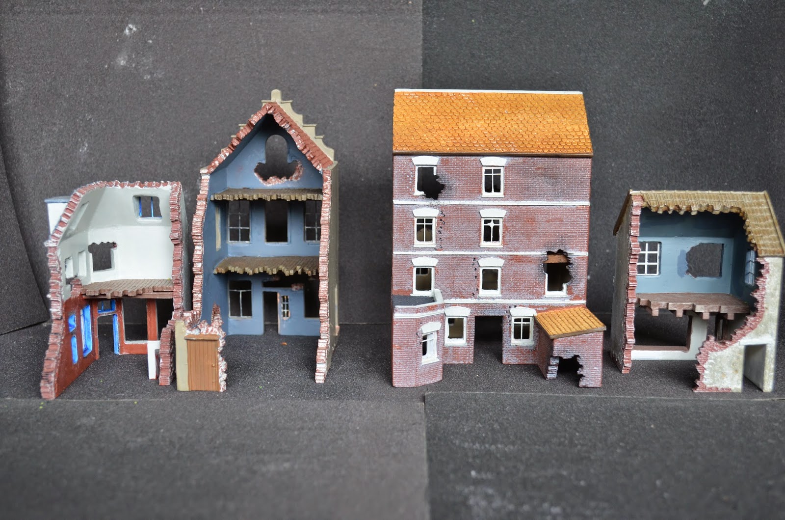 20th Century Wargames: Another Airfix Resin Building
