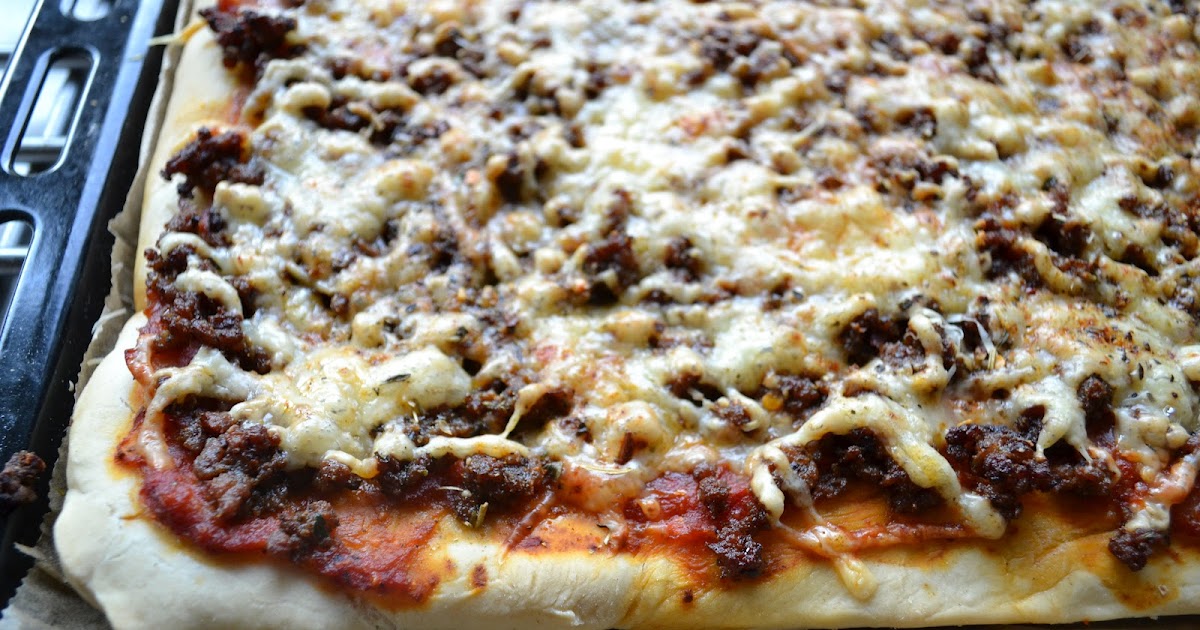 mat food comida: 90-talls pizza med god tomatsaus