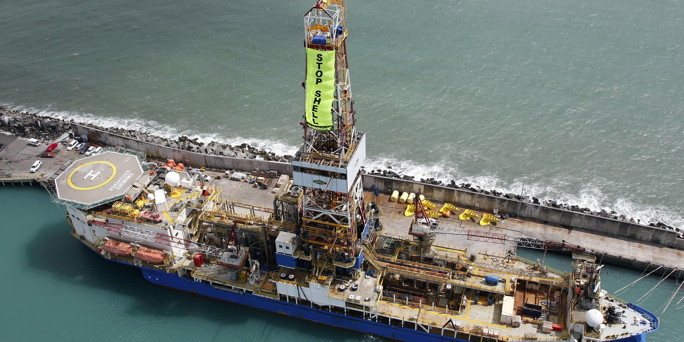 Progressive Alaska: Lucy Lawless and Other Greenpeace Activists Fined ...