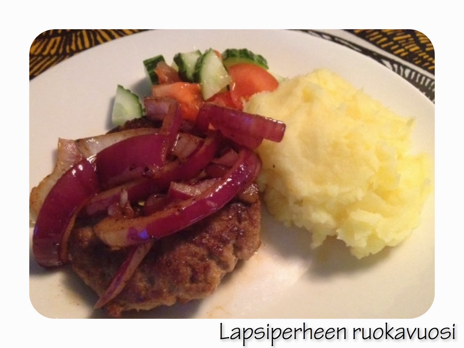 Lapsiperheen ruokavuosi: Huoltoasemaruokaa - pannupihvi