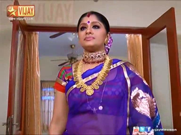 Sudha Chandhran hot navel show in saree - All Pictures HD Wallpapers ...