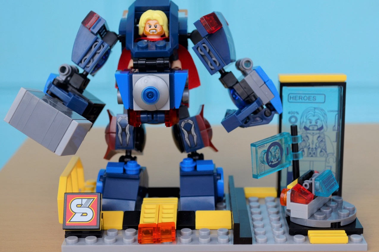 Brick Toys and all Sorts: SY360B Thor Mech