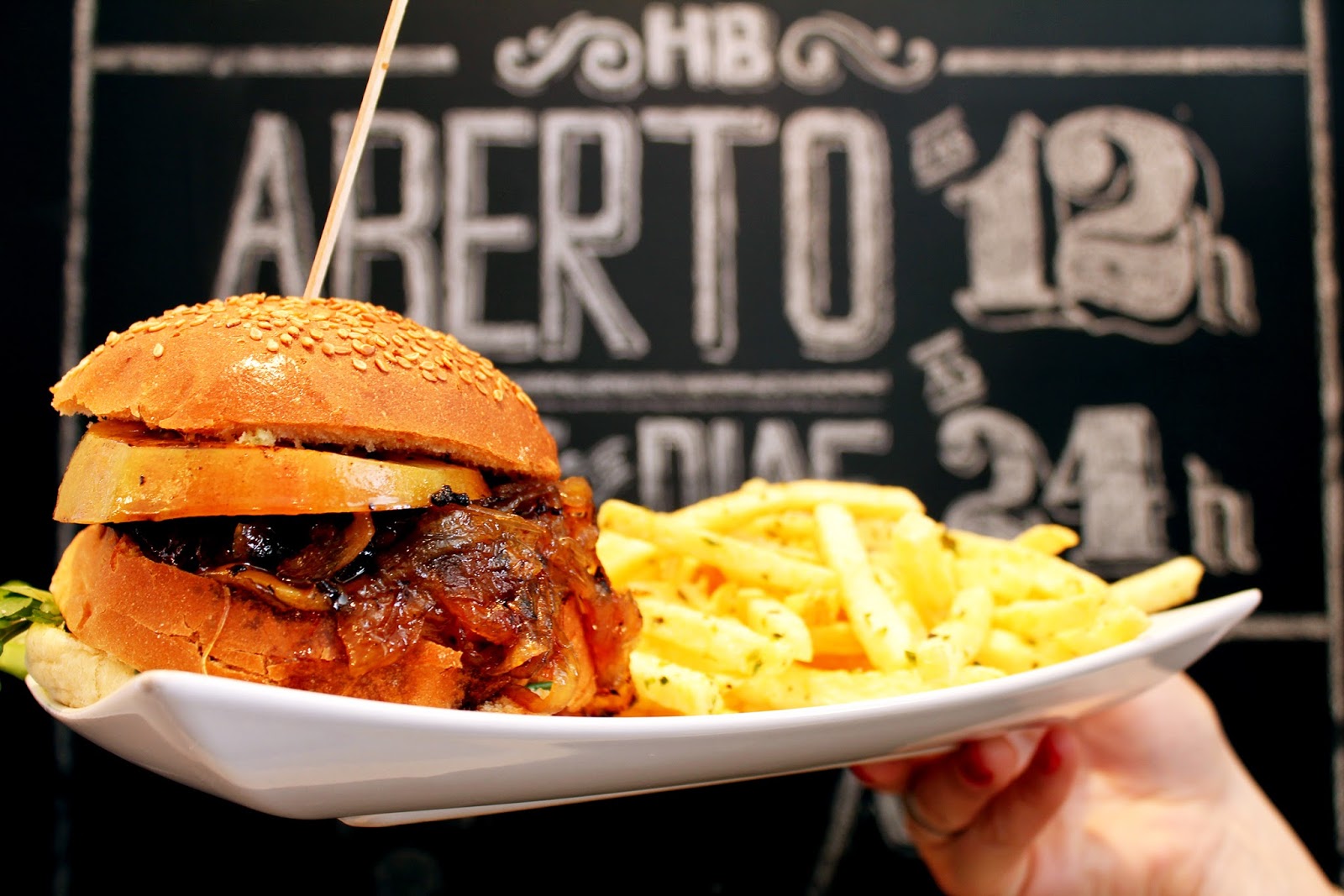 HAMBURGUERÍA DO BAIRRO. NUEVO FAST FOOD A LA PORTUGUESA.