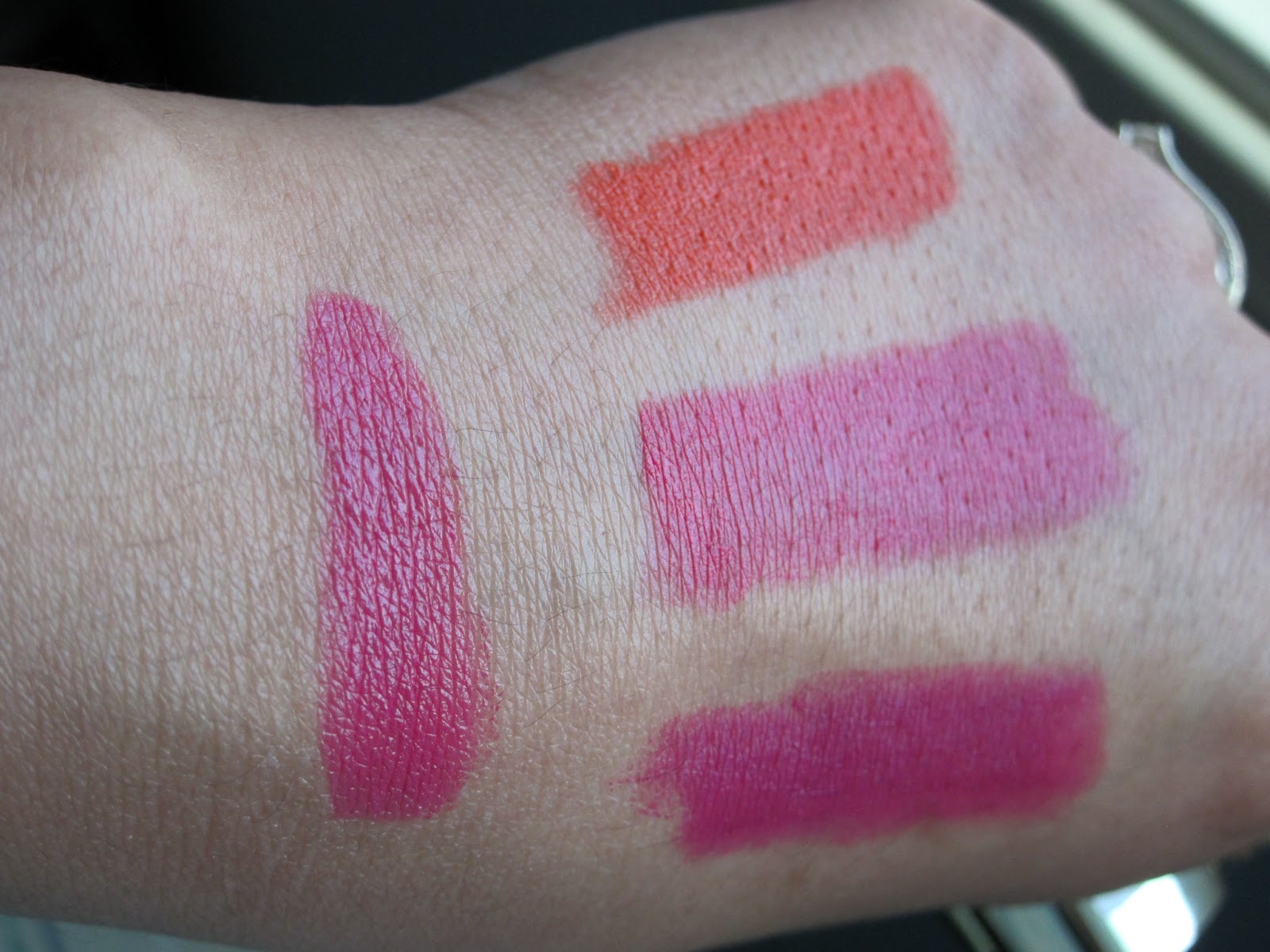 An Eye Makeup Addicts Blog