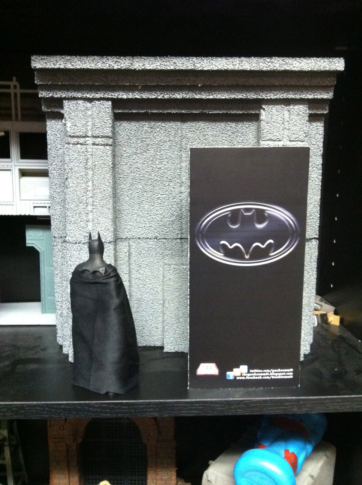 GeekSummit: GeekSummit: Custom Michael Keaton Batman figure with ...