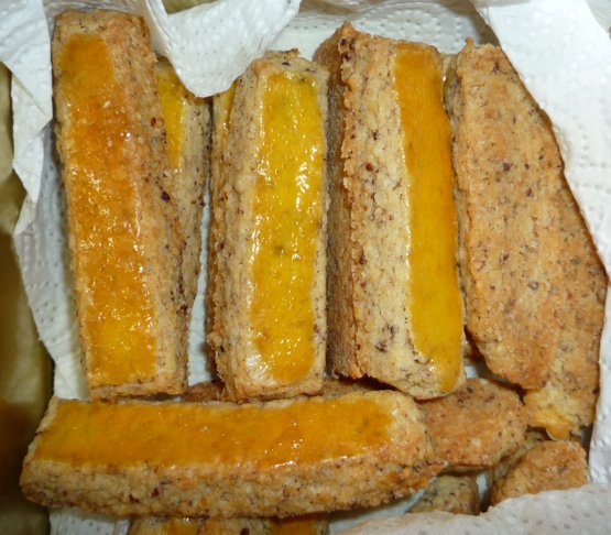 El Lion - Recipes: Haselnuss-Stängeli (Hazelnut Sticks)