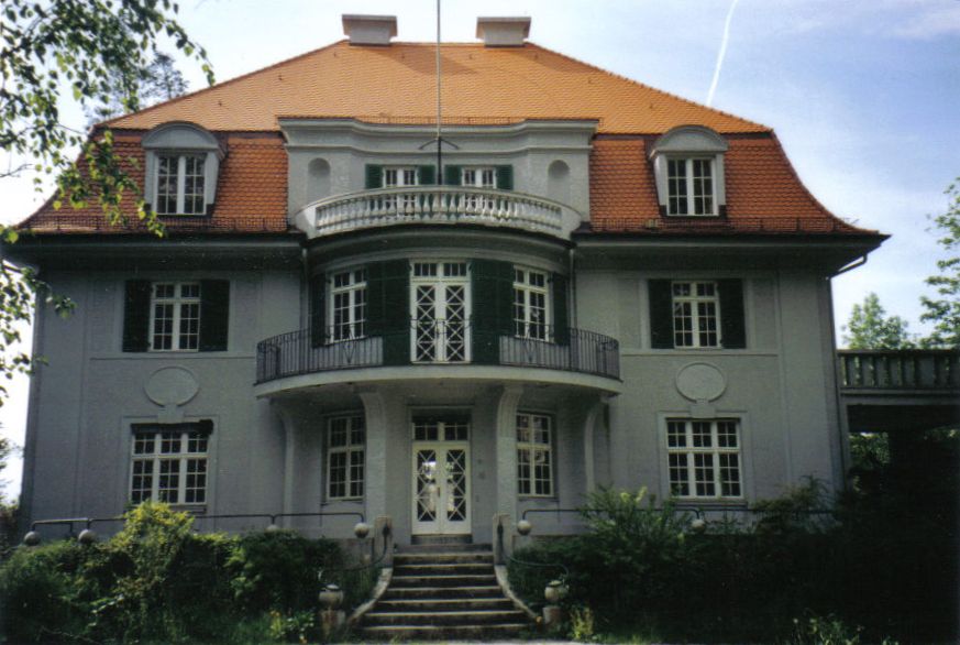 Grand Wallpaper: German Villa Wallpapers - Oct