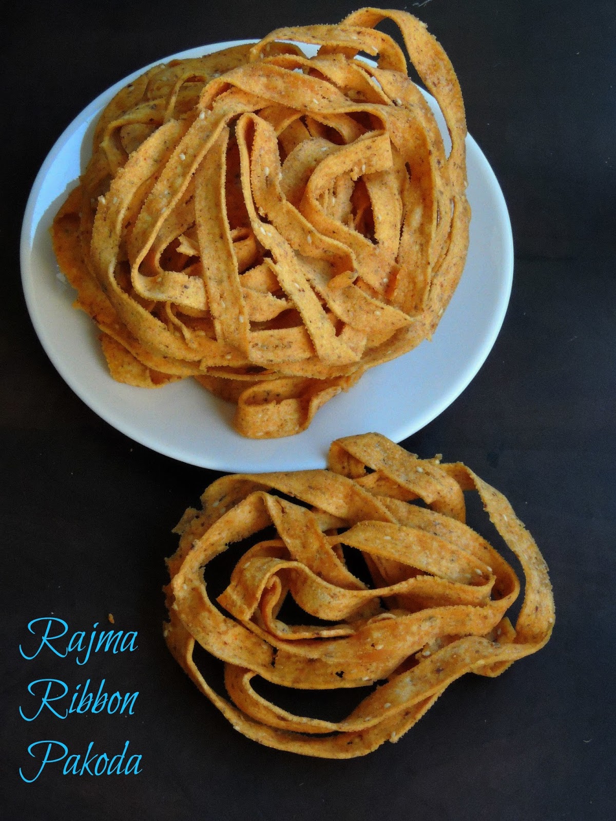 Priya's Versatile Recipes: Rajma Ola Pakoda/Rajma Ribbon Pakoda/Red ...