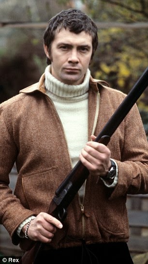 Staz Johnson.com Newsblog: Lewis Collins 1946-2013