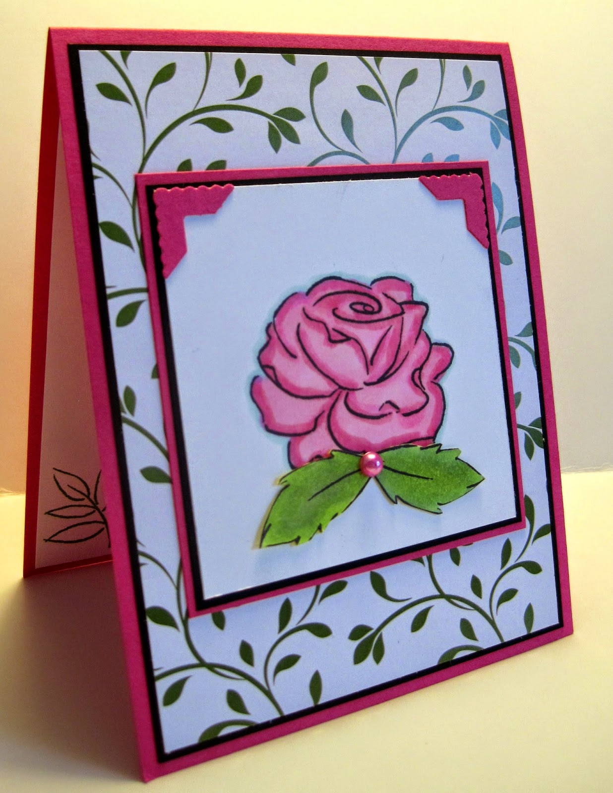 Crafting By The Beach: War Of The Roses