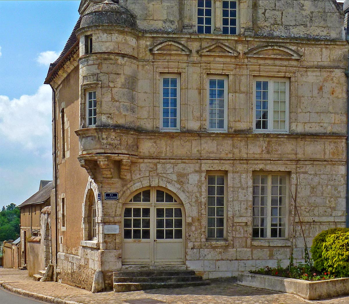 Living the life in Saint-Aignan: Une maison Renaissance
