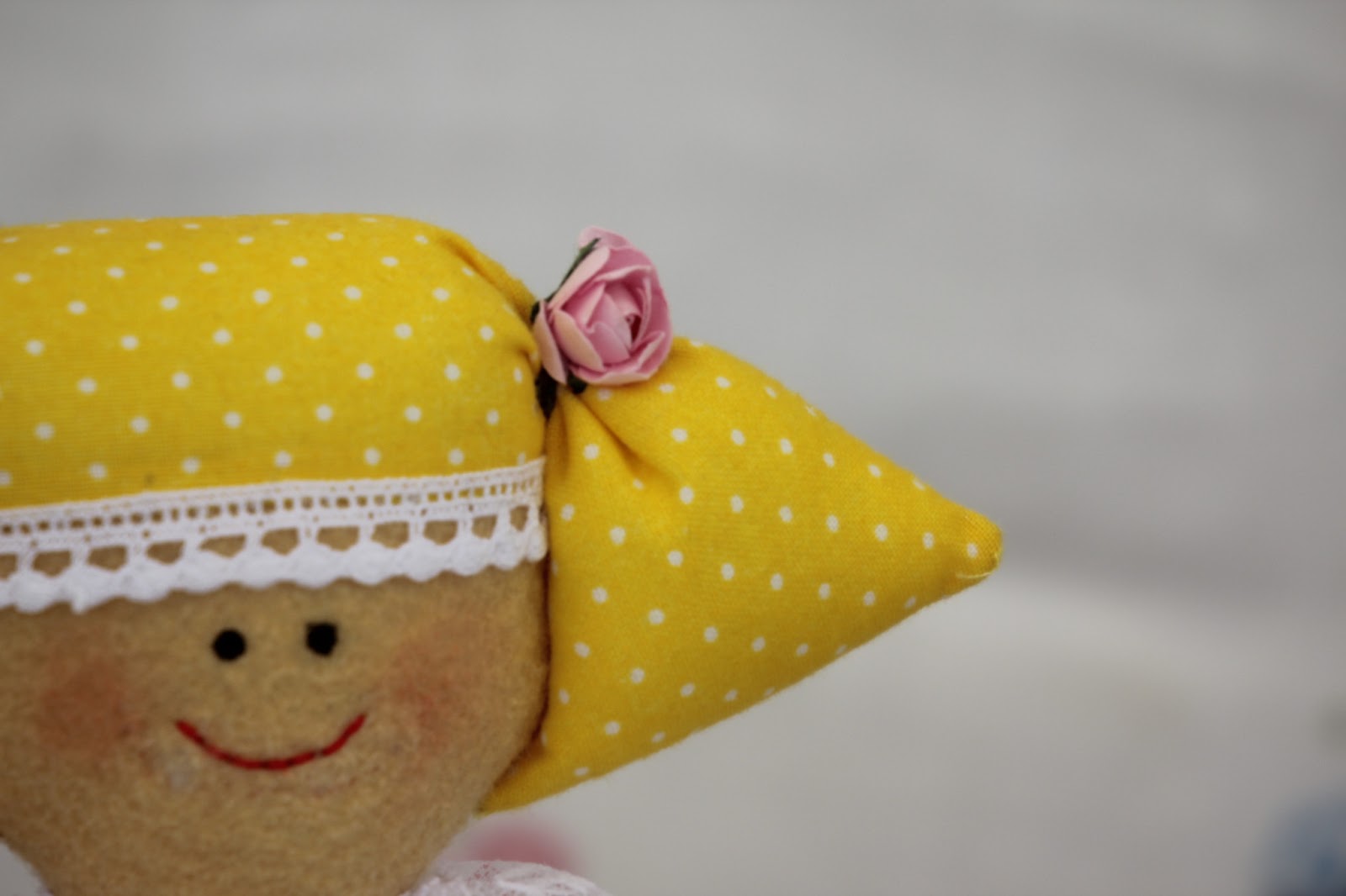 MI HOGAR DE PATCHWORK: Felty - Muñeca Primera Comunión