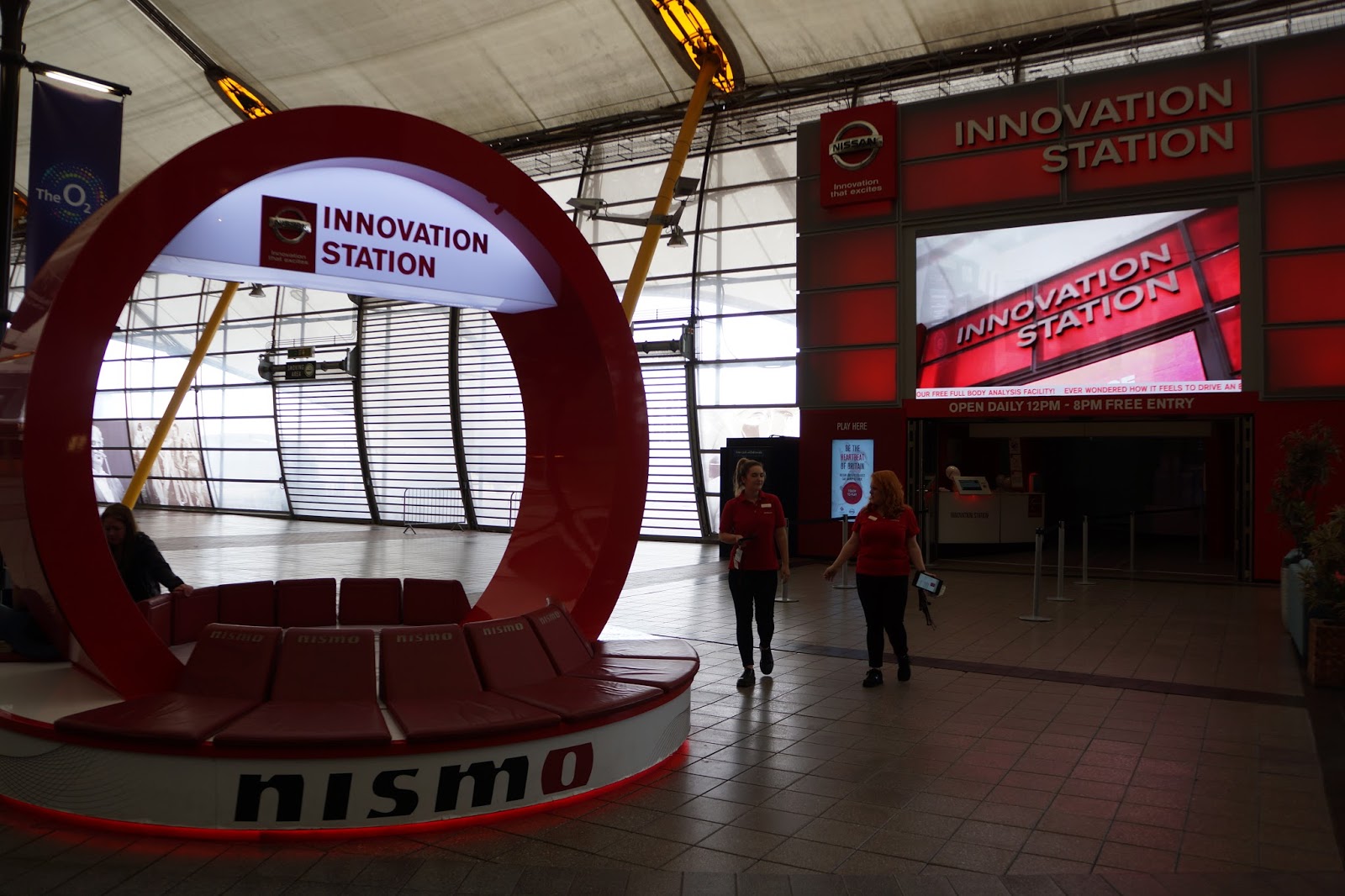 A fun and cheap family day out at The O2 | Wave to Mummy