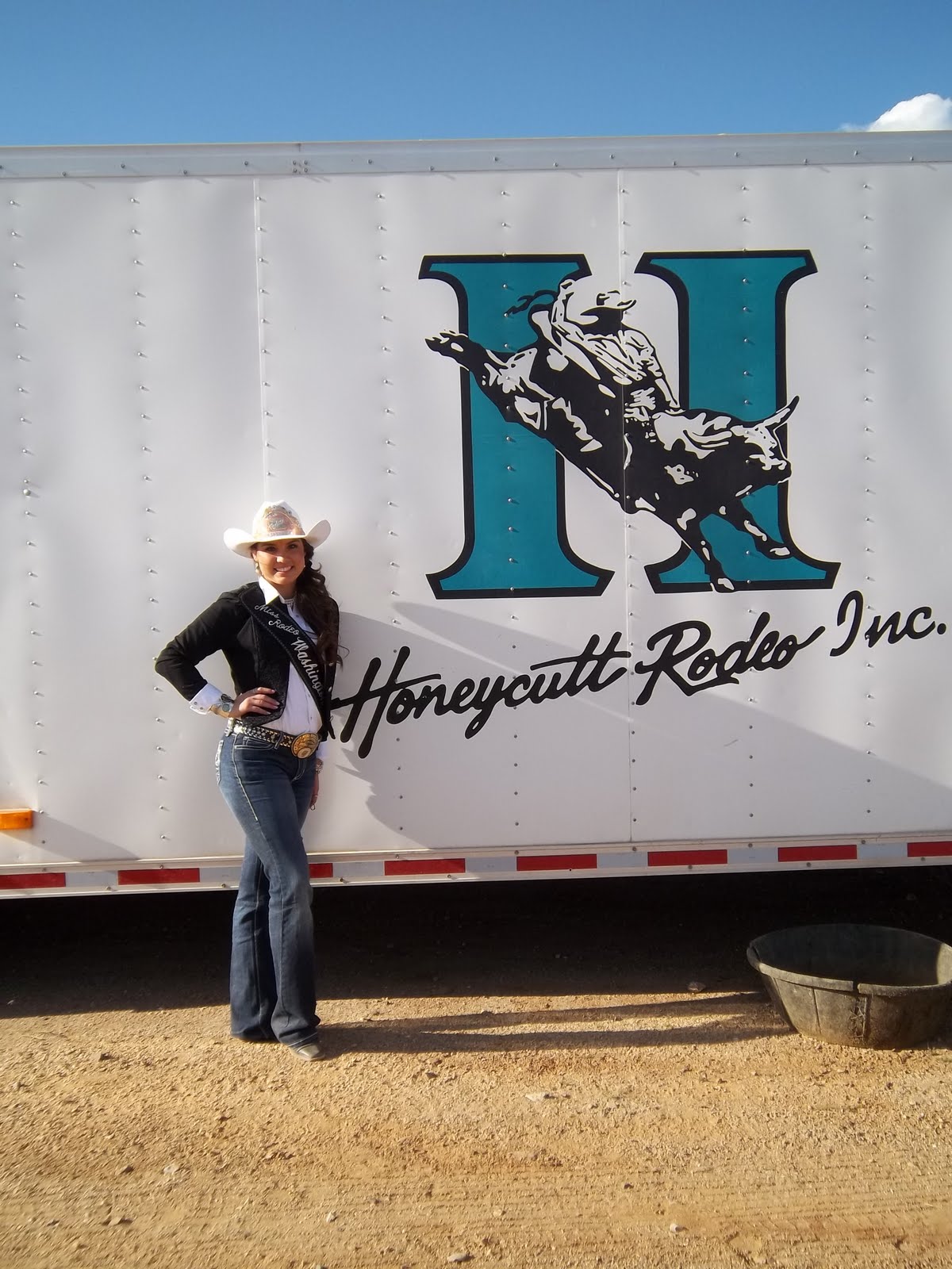 Miss Rodeo Washington 2011: April 7-10/ Miss Rodeo Arizona Pageant