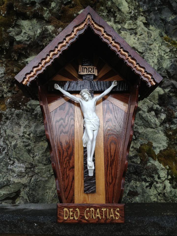 New Liturgical Movement: Portable Altars & Roadside Shrines